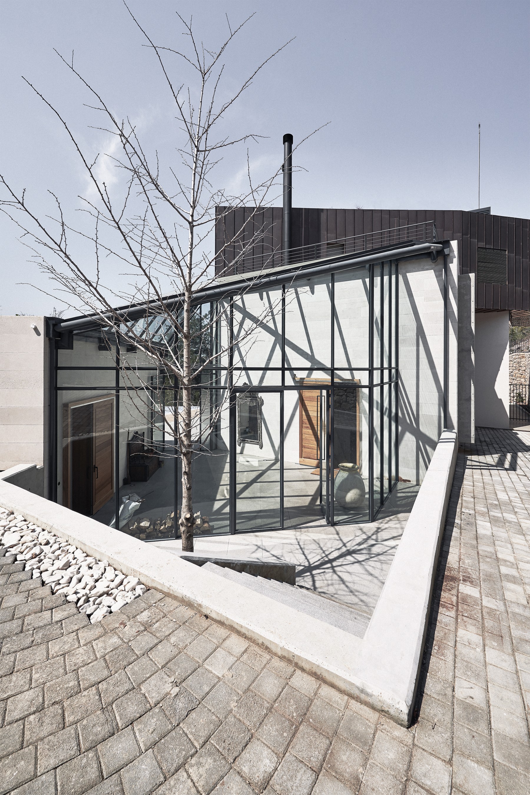 D House - FAR Architects